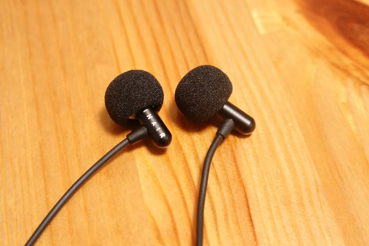 【INAIR M360 レビュー】自分だけに聴こえる世界最小のスピーカー | カジェログ