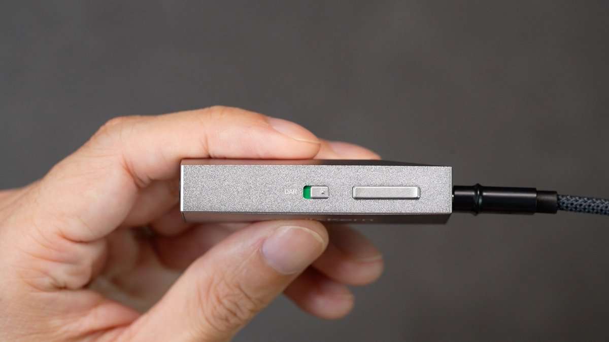 これがAstell&Kernの完全体ドングル型DAC「AK HC4」をレビュー！デュアル端子&ケーブル着脱、アップサンプリングなど対応 | カジェログ