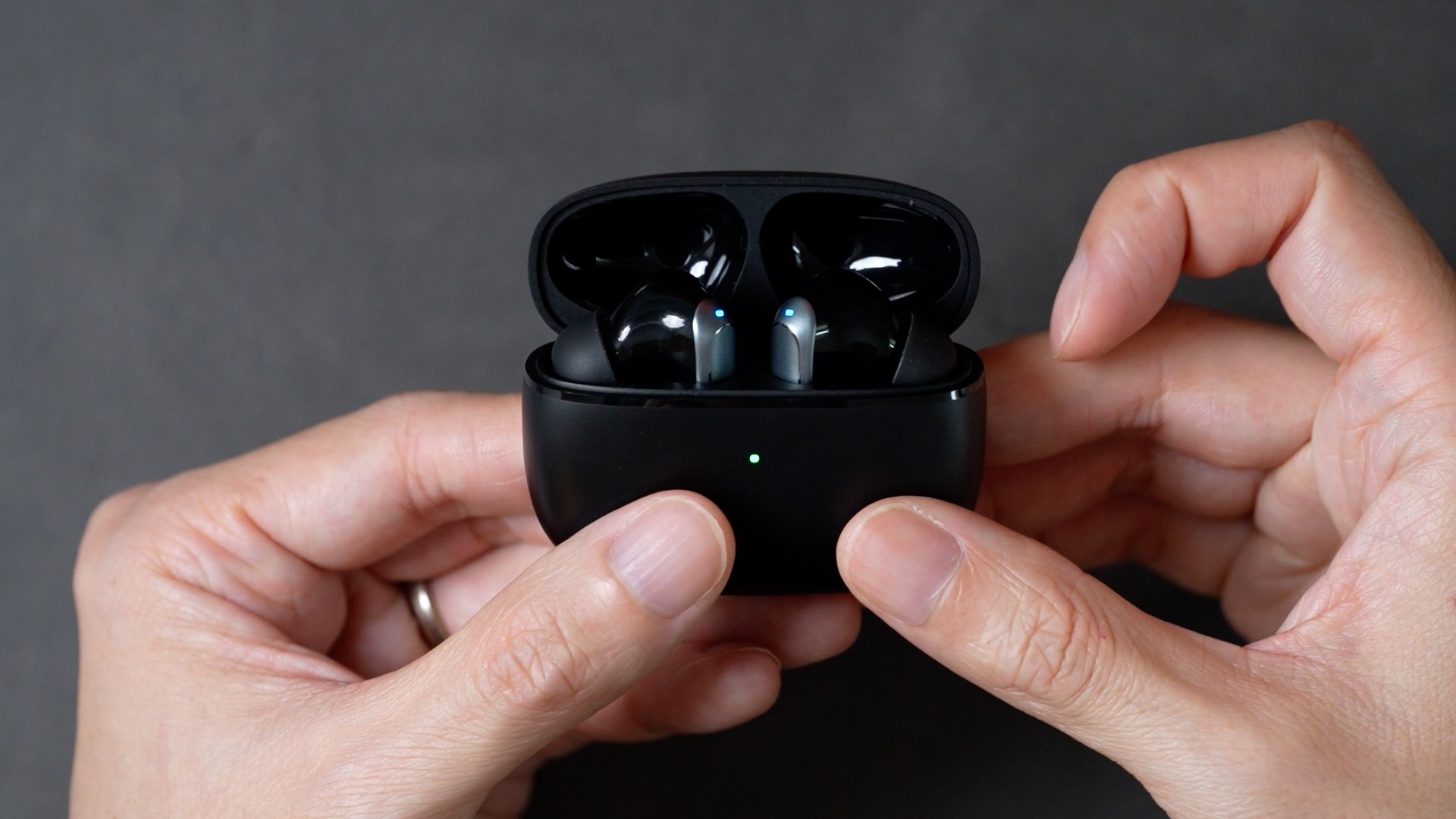 実質5,000円以下でLDACとマルチポイント対応!? ハイコスパワイヤレスイヤホン「EarFun Air 2」をレビュー | カジェログ